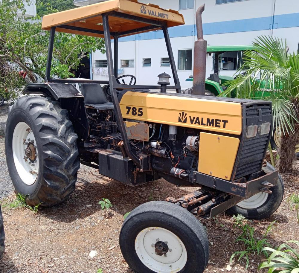 Trator 4x2 Valmet 785 motor de 75cv (Revisado). - Silva Tratores ...